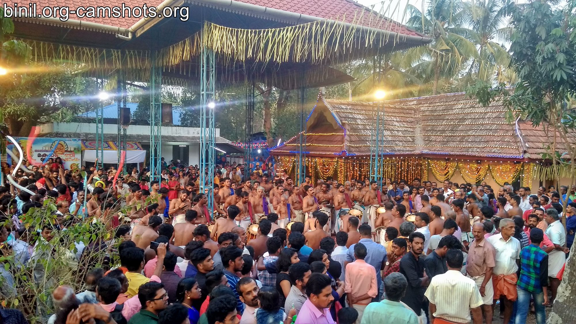 Anchery Kavu Bhadrakali Temple, Thrissur - Binil's Travelogue