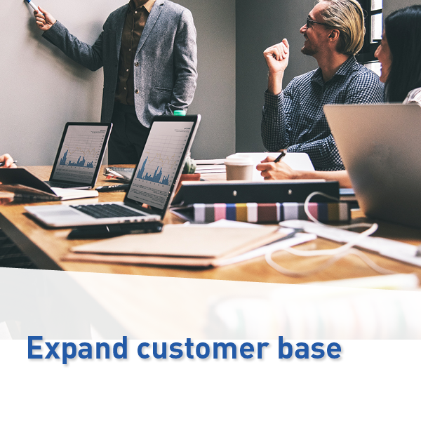 How Data Powers Leaders In Customer Experience