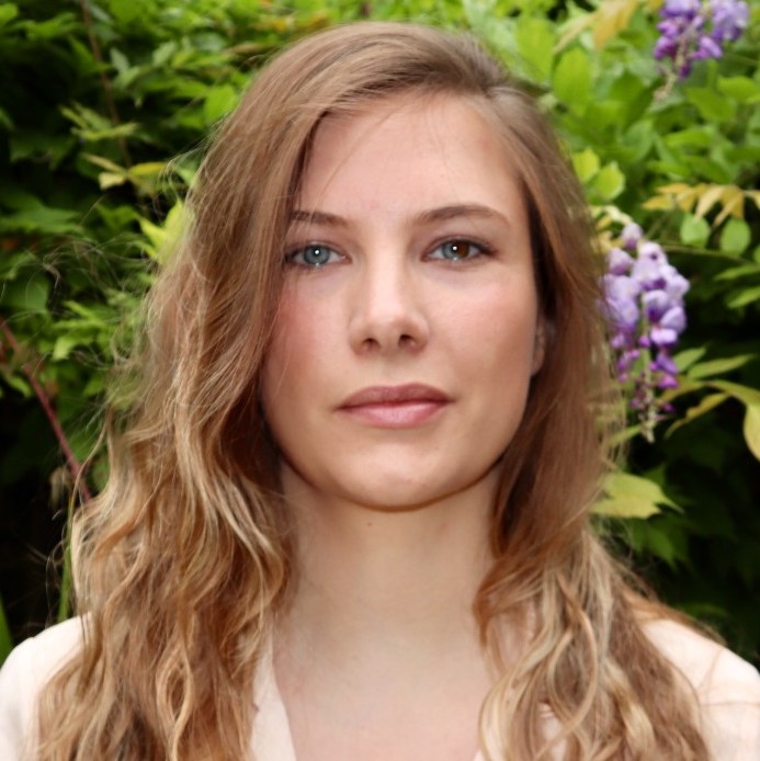 Amber Moore's Instagram, Twitter & Facebook on IDCrawl