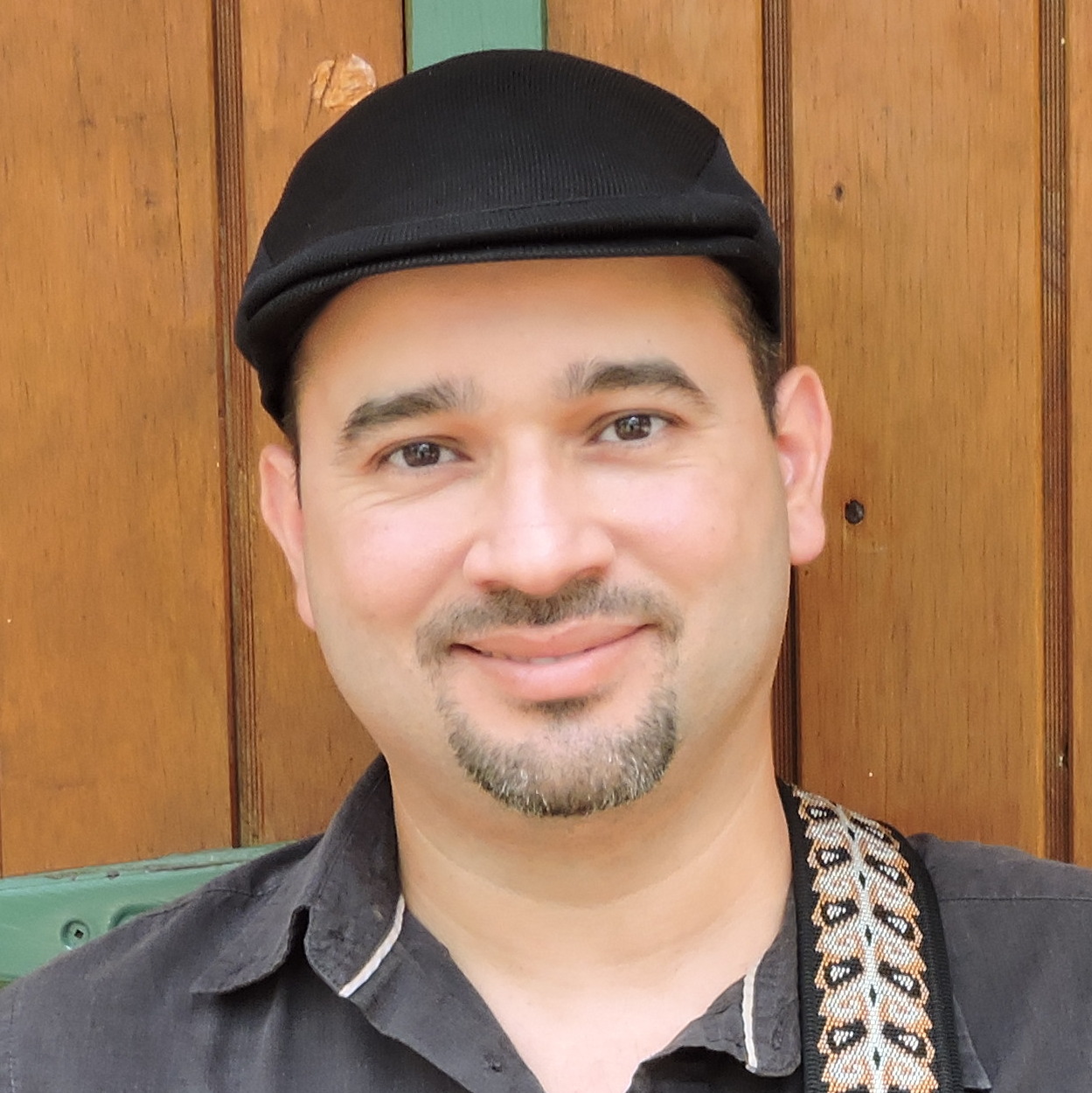 Book Angel Candelaria