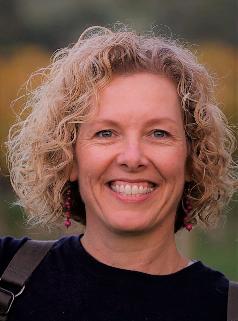 Book Lynne Durham