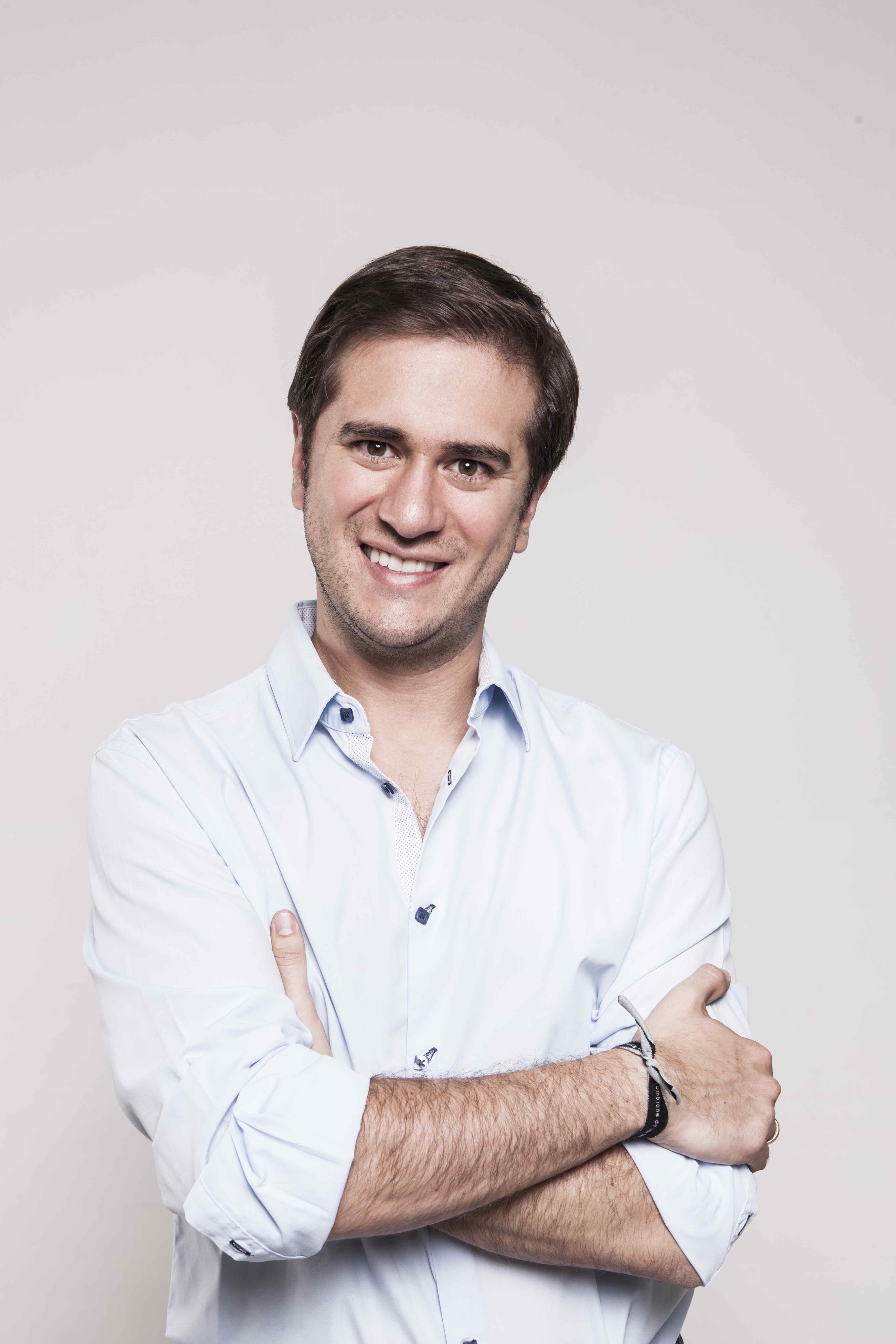 Book Daniel Buritica