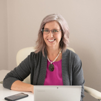 Book Jennifer Morrone