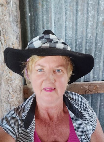 Book Shirley Everingham