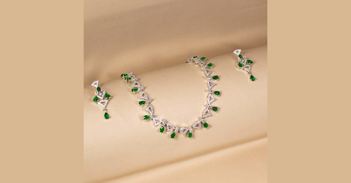 Starlight Radiance Necklace Set - Green – Blingvine
