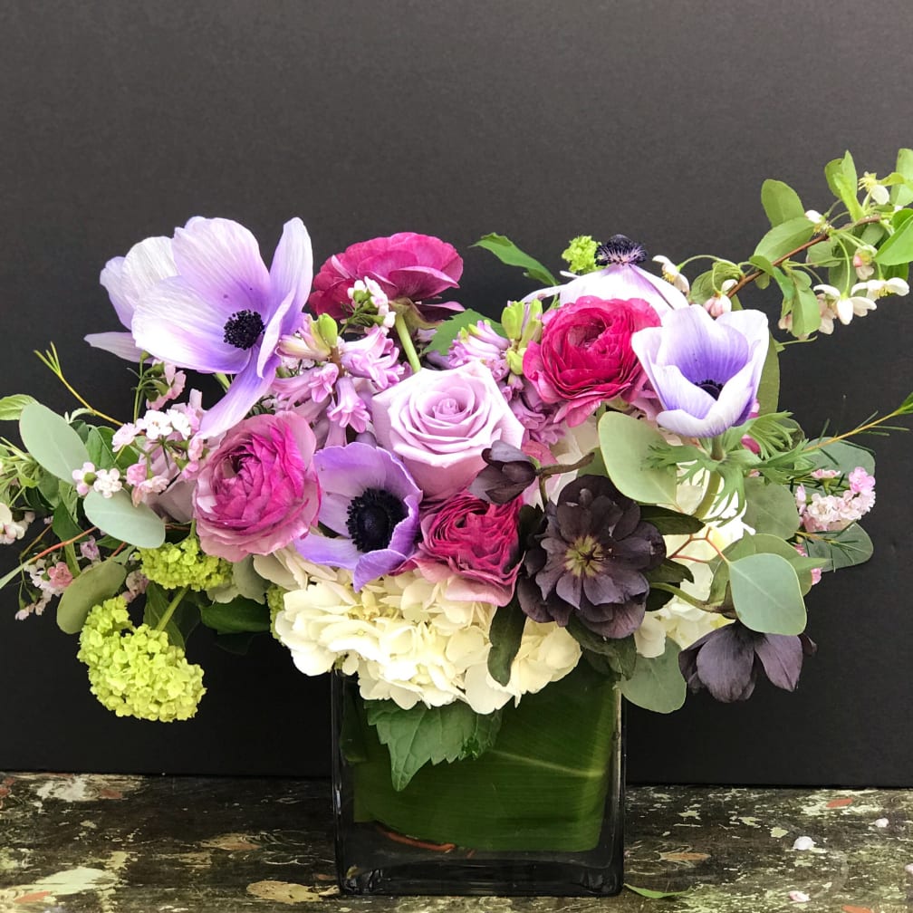 Seattle Florist | Flower Delivery by Maxine's Floral & Gift