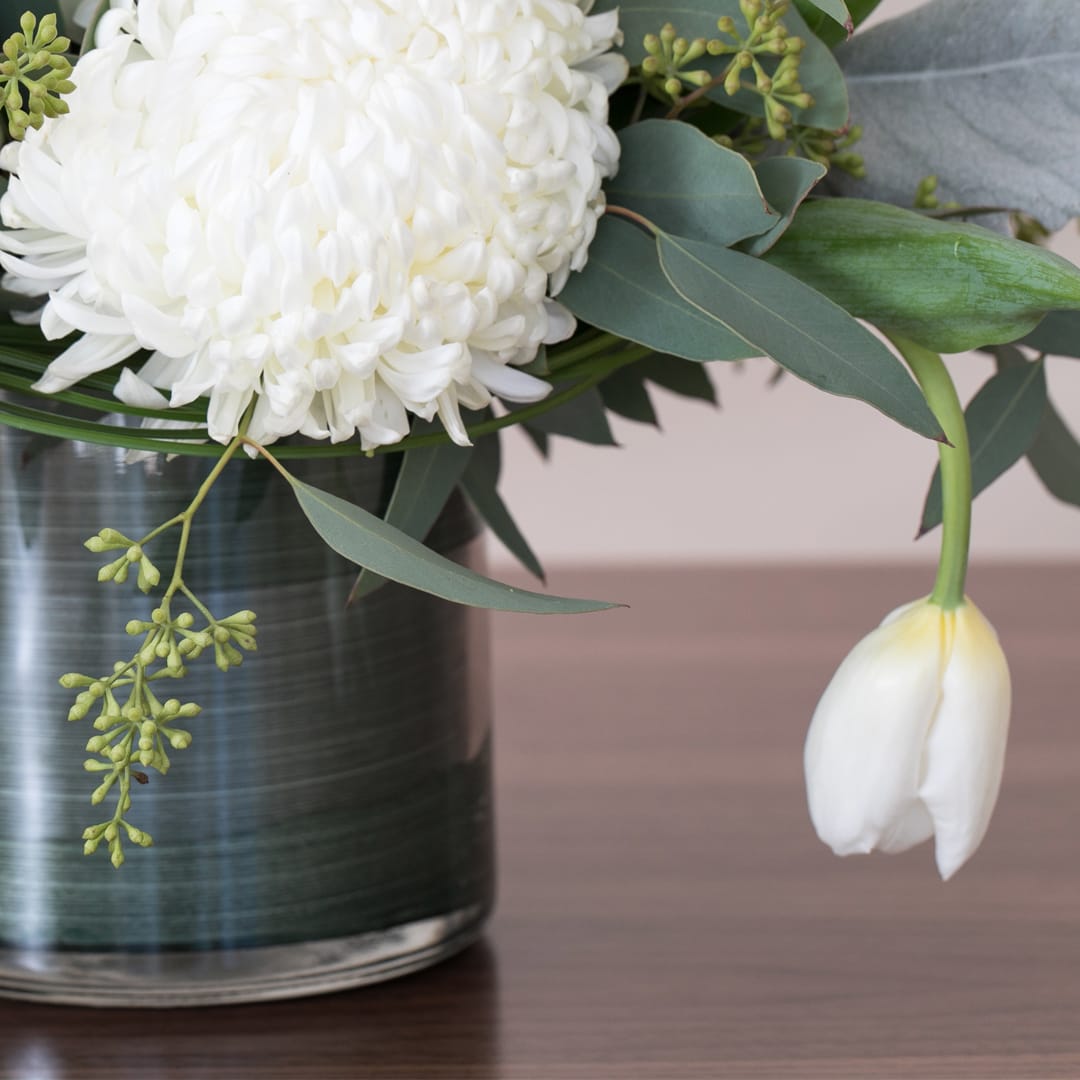 Pure and Simple in Honolulu, HI | Watanabe Floral, Inc.