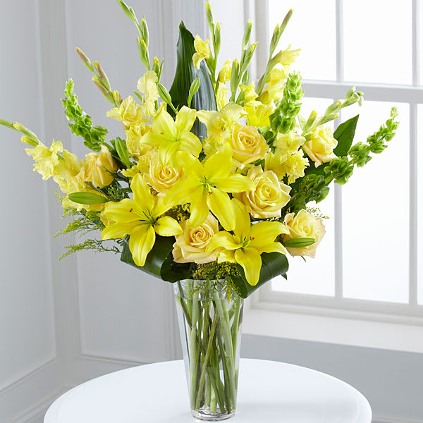 The FTD Glowing Ray Bouquet in Woodbury, MN | Sweet Peas Floral