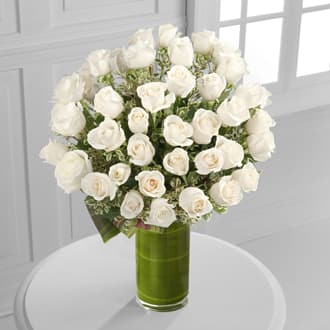 Purity - Premium Long Stem White Roses in a Tall Vase in Torrance, CA ...