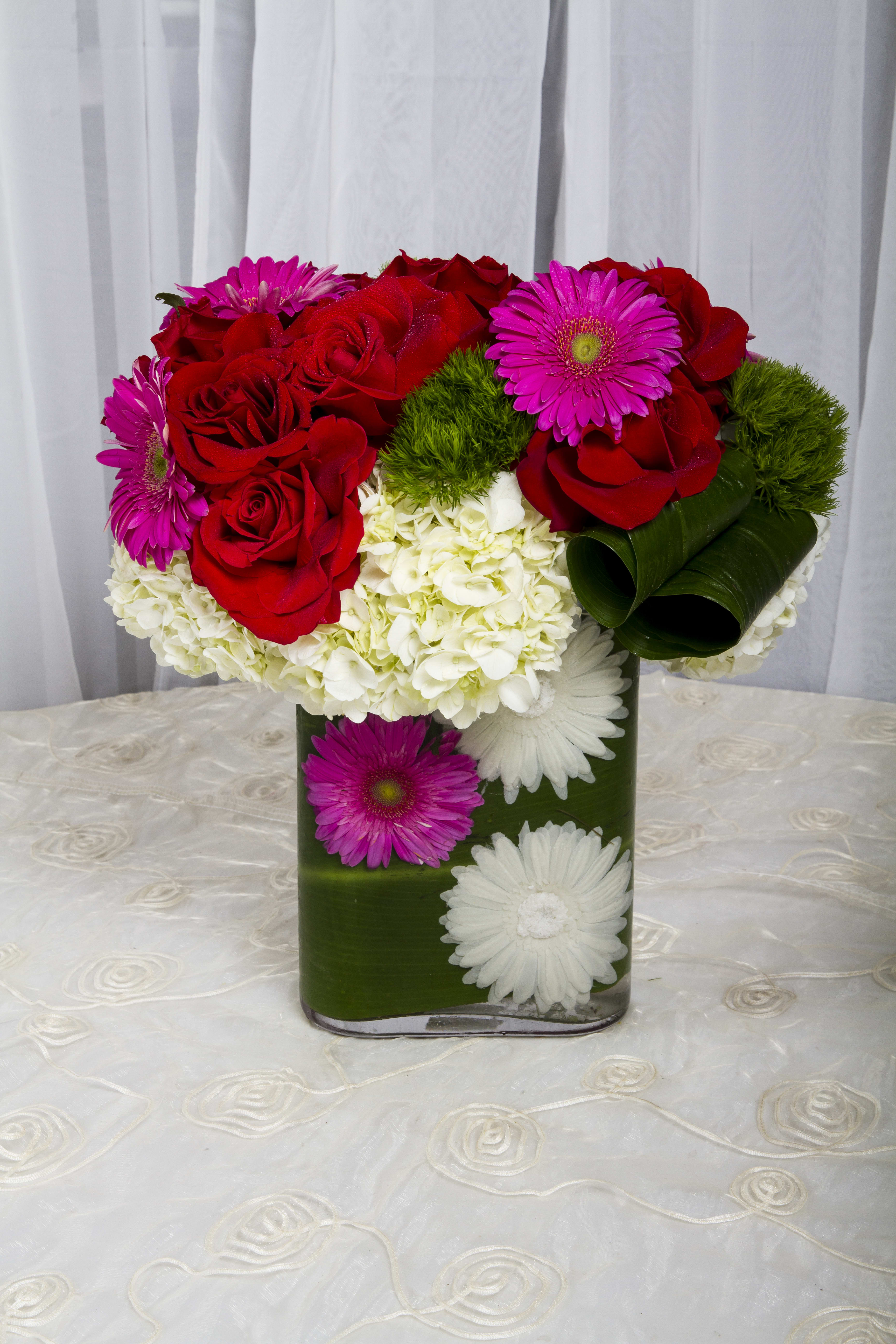 Tight Pave in Pasadena, CA | Duran's Flowers