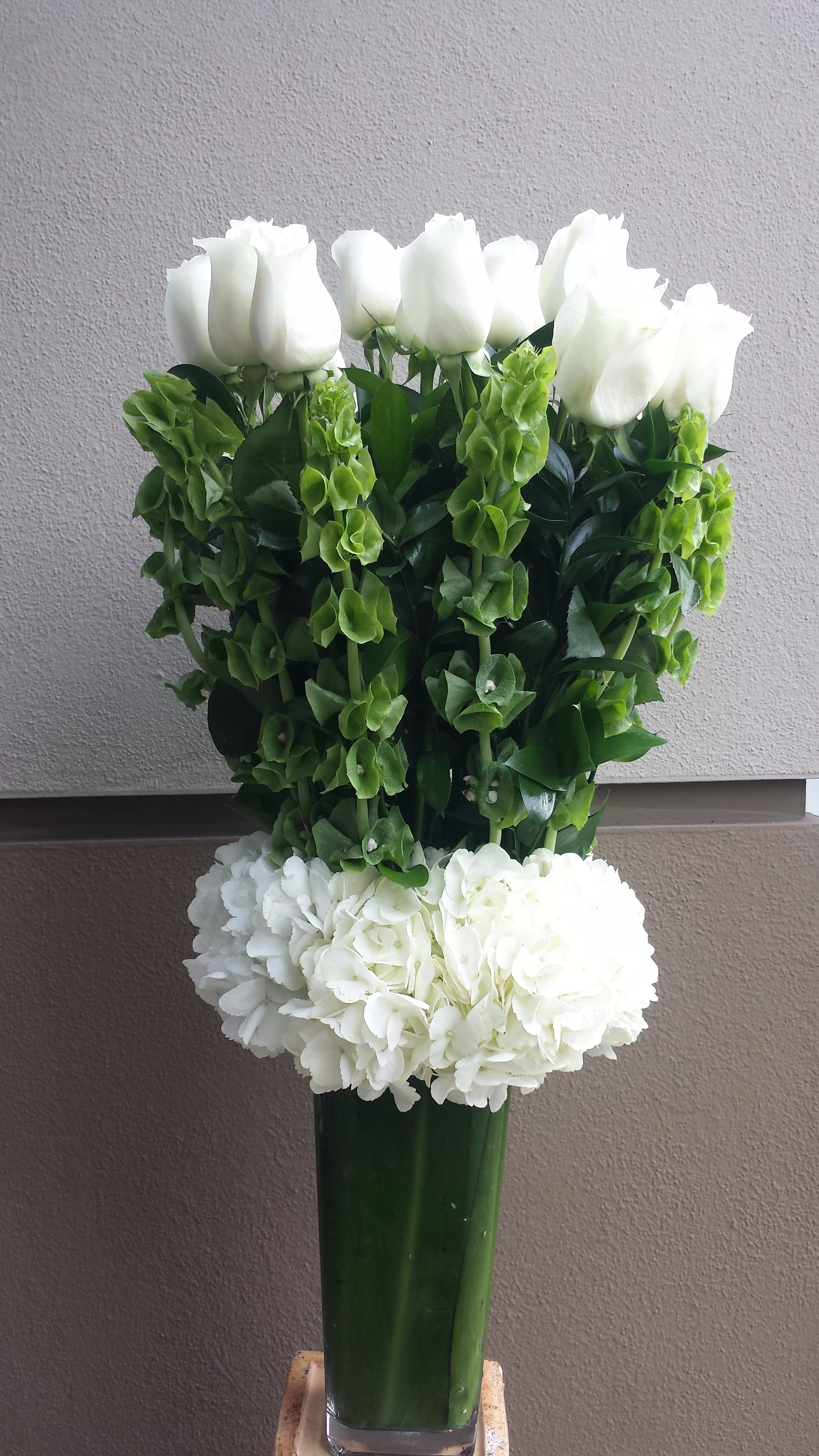 1 Dozen Long Stem White Roses in Beverly Hills, CA | Apropos Floral ...