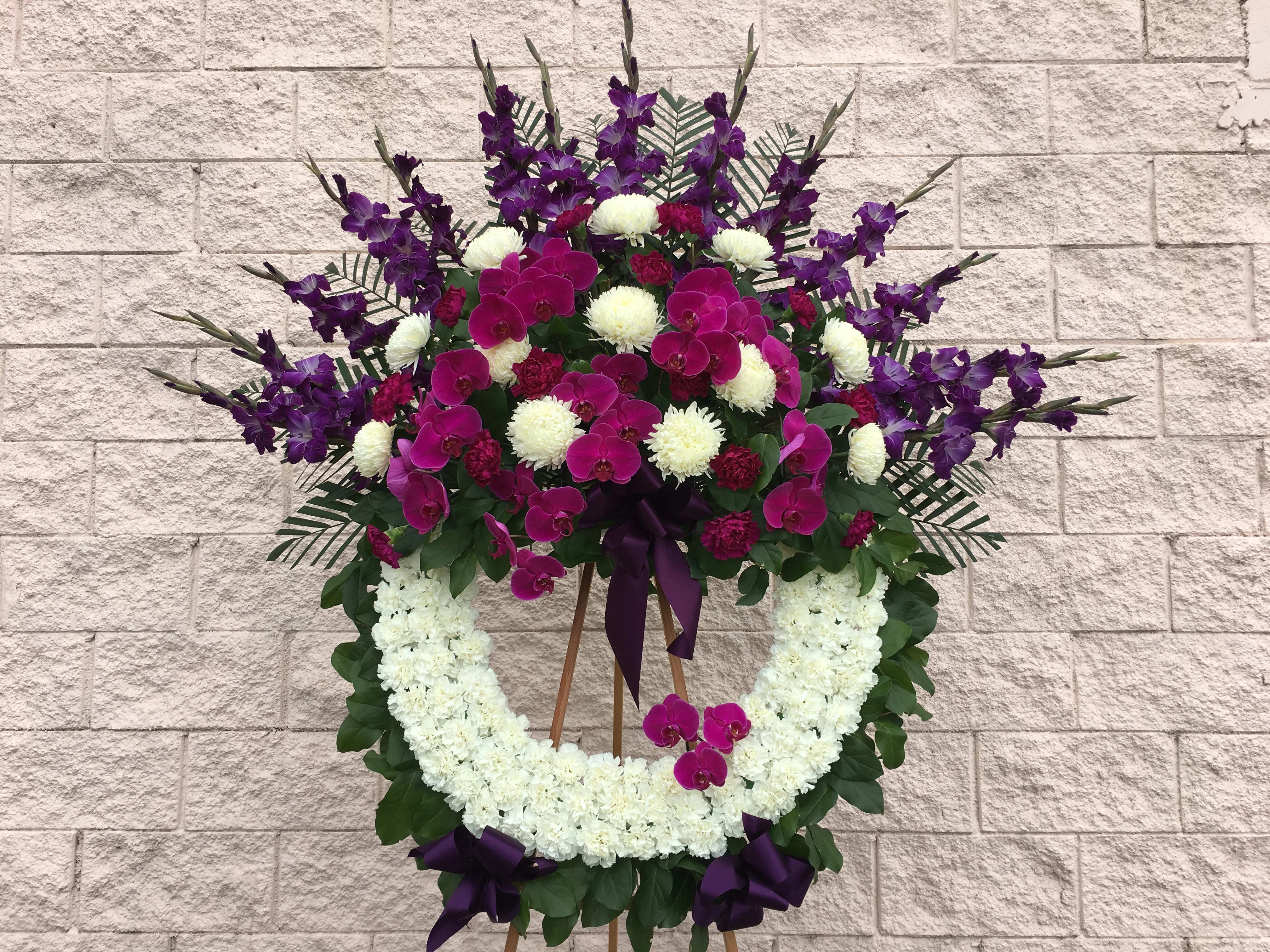 Phalaenopsis Japanese Wreath in Gardena, CA | Kiku Florist & Gifts