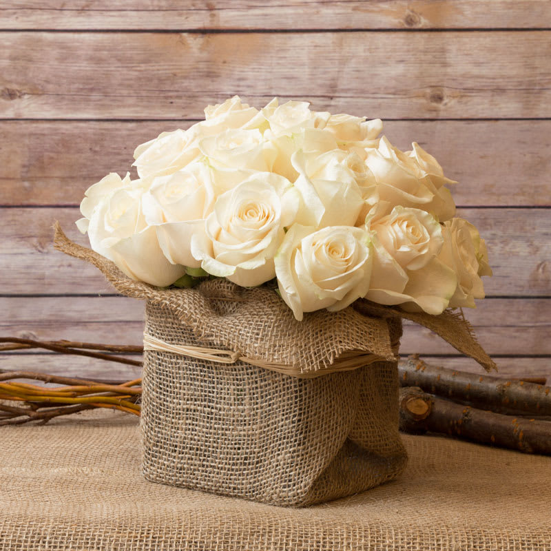 ROSES COUNTRY STYLE in New York, NY | Flowers by Philip