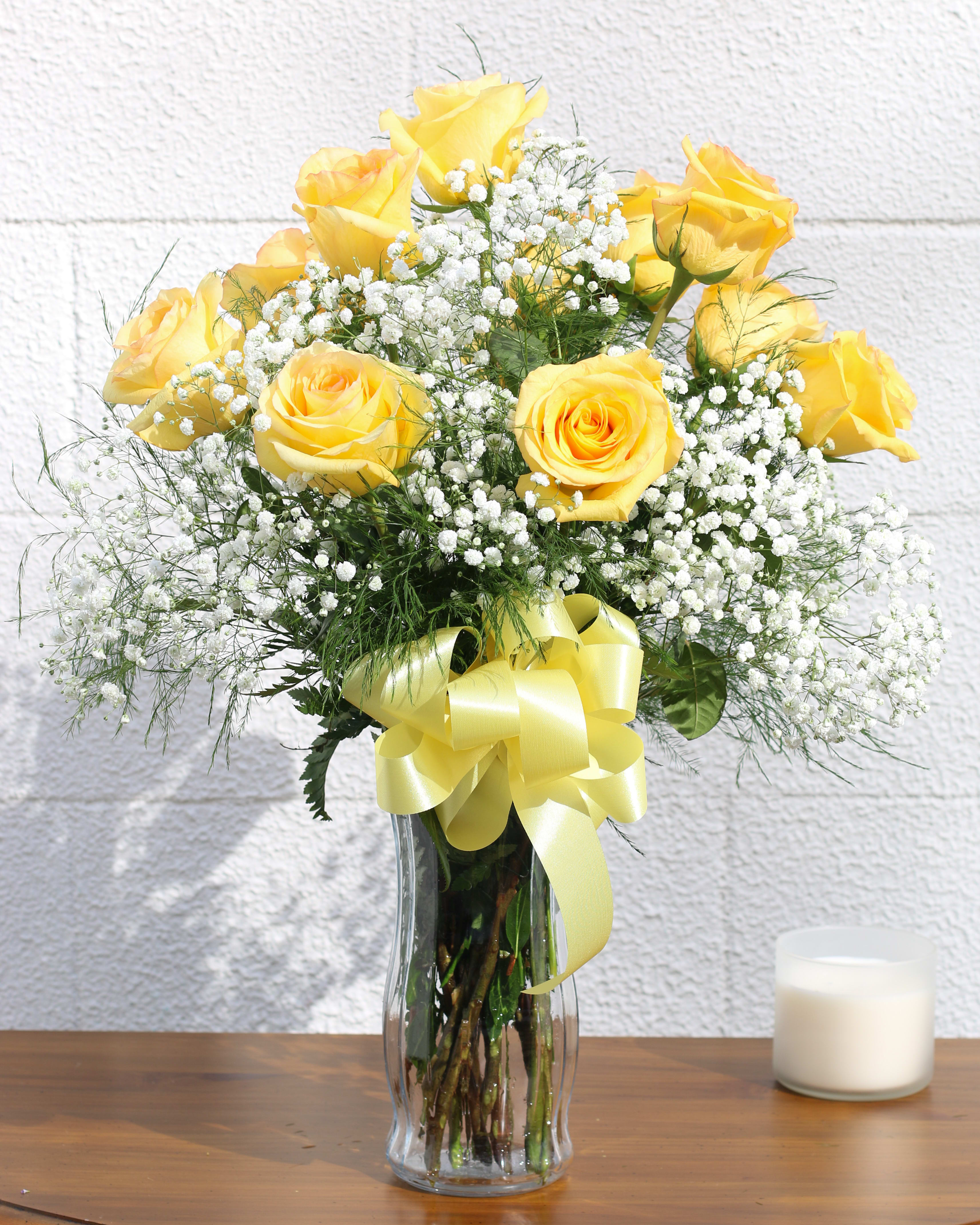 Yellow dozen roses FG103Y in Bensalem, PA | Flower Girl Florist