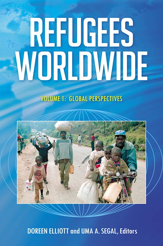 Refugees Worldwide: [4 volumes]: Doreen Elliott: Praeger