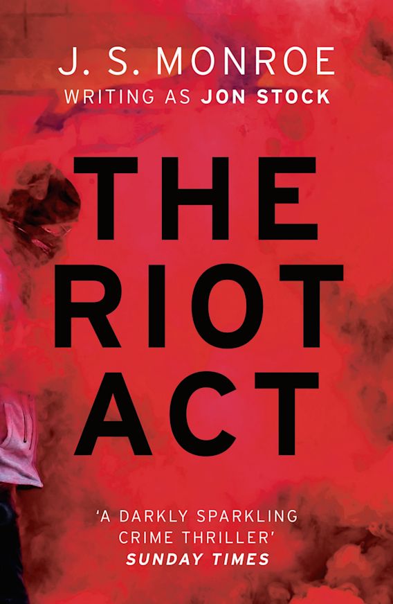The Riot Act: A gripping London thriller from international bestseller ...