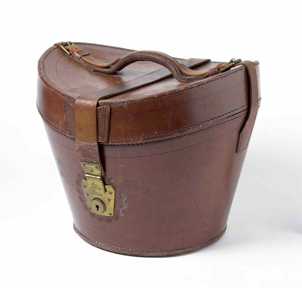 Bloomsbury Fashion Central - Hat box