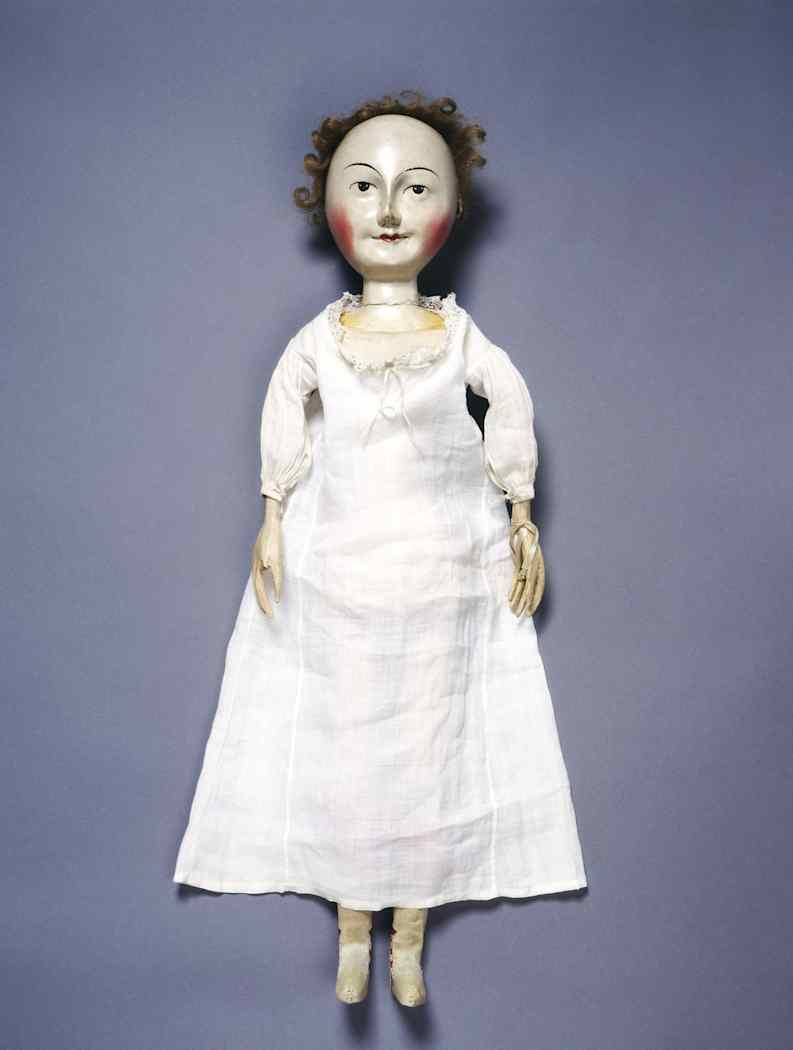 Bloomsbury Fashion Central - Doll's ring: Lady Clapham's ring