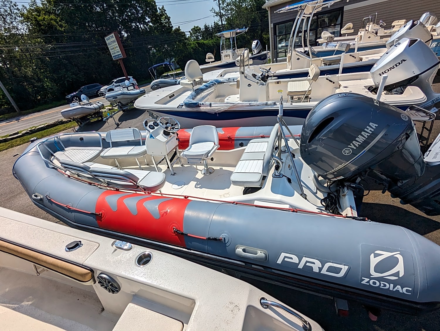 USED 2015 ZODIAC PRO OPEN 650cm, Yamah 150HP