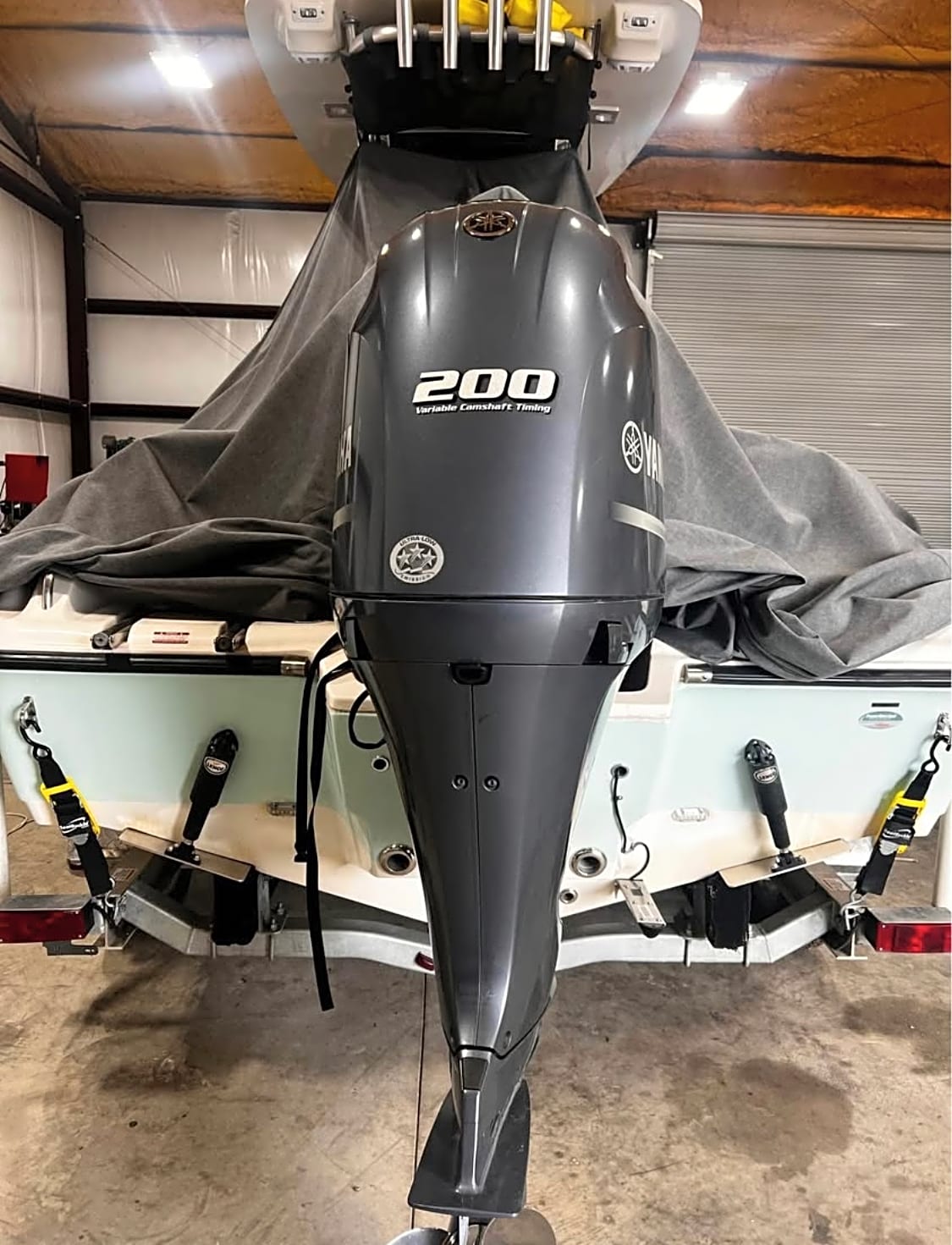 yamaha 200hp 4-stroke outboard motor