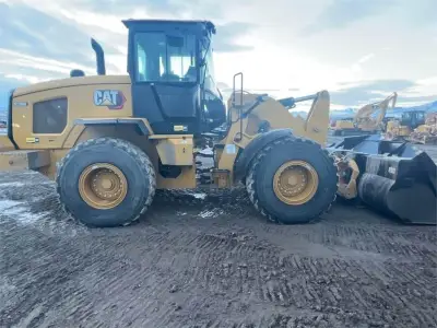 Used 2021 Caterpillar 938M QC Wheel loader for sale.