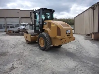 Used 2019 Caterpillar CS44B Compactor #A3435650 for sale