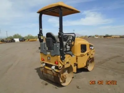 Used 2018 Caterpillar CB22B Compactor #A4576022 for sale