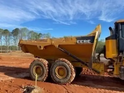 Used 2019 John Deere 310E Dump truck #A6674930 for sale