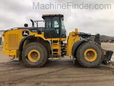 Used 2022 John Deere 744L Wheel loader #A3571986 for sale