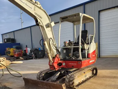Used 2017 Takeuchi TB240 Excavator #A9664839 for sale