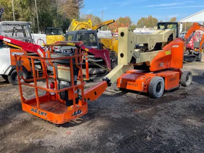 Used 2014 JLG E400AN Articulating Lift for sale.