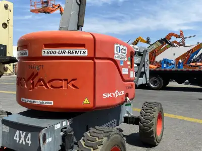 Usado 2015 Skyjack SJ46AJ Articulating en venta.