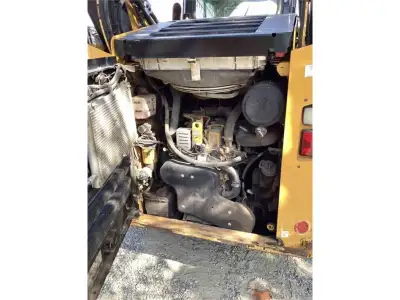 Used 2021 Caterpillar 262D3 Skid steer loader for sale.