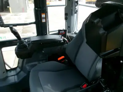 Usado 2023 John Deere 824P #A0217834 en venta.