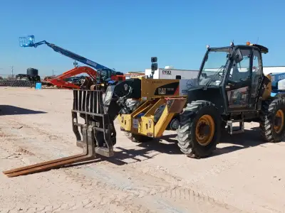 Used 2013 Caterpillar TH514C Telehandler #A6582369 for sale