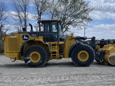 Used 2022 John Deere 744L Wheel loader #A5473283 for sale