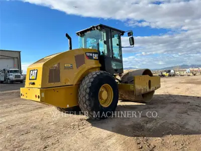 Used 2019 Caterpillar CS74B Compactor #A0222705 for sale