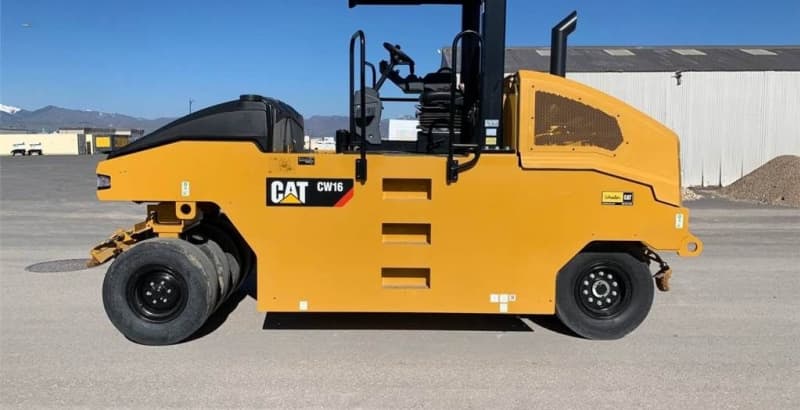 Used 2021 Caterpillar CW16 Compactor for sale.