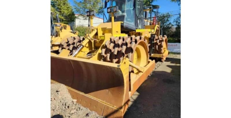 Used 2003 Caterpillar 825G II Compactor #A9540746 for sale
