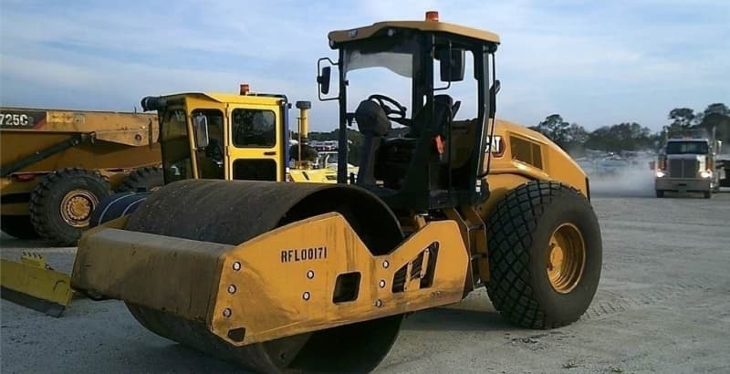 Used 2021 Caterpillar CS11GC Compactor #A4318657 for sale