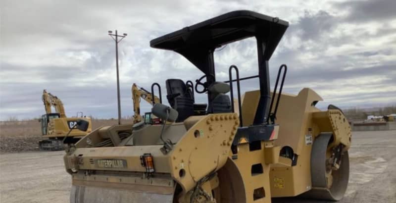 Used 2014 Caterpillar CB64 Compactor #A5484163 for sale