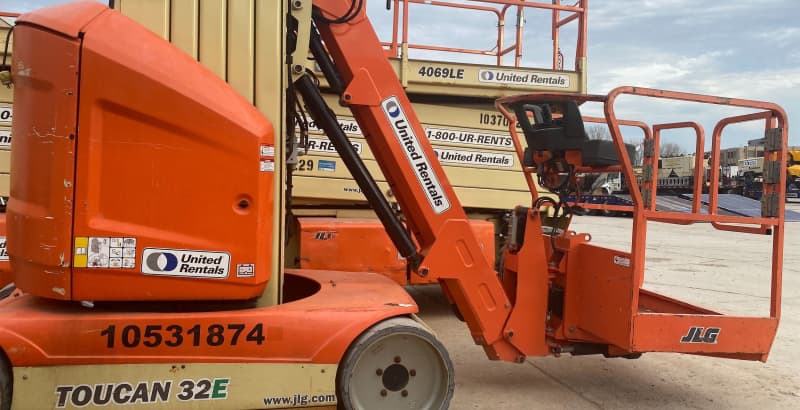 Usado 2016 JLG T32E Vertical Mast #A8658317 en venta.