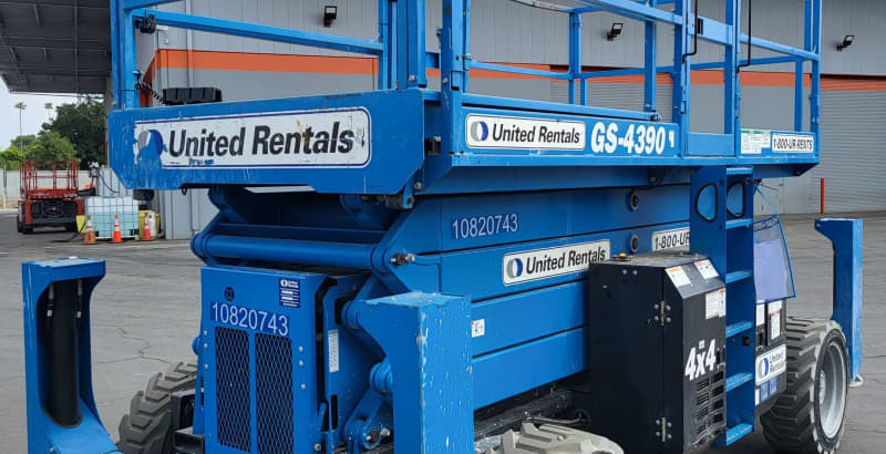Used 2018 Genie GS-4390 RT Rough Terrain #A3651133 for sale