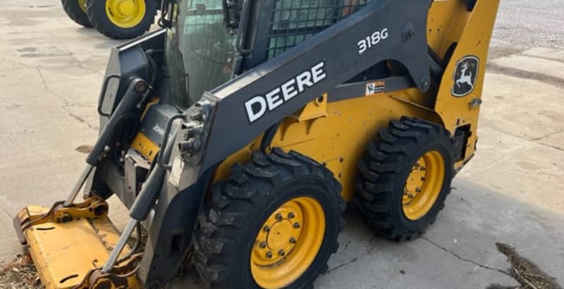 Usado 2021 John Deere 318G Minicargador #A3622749 en venta.