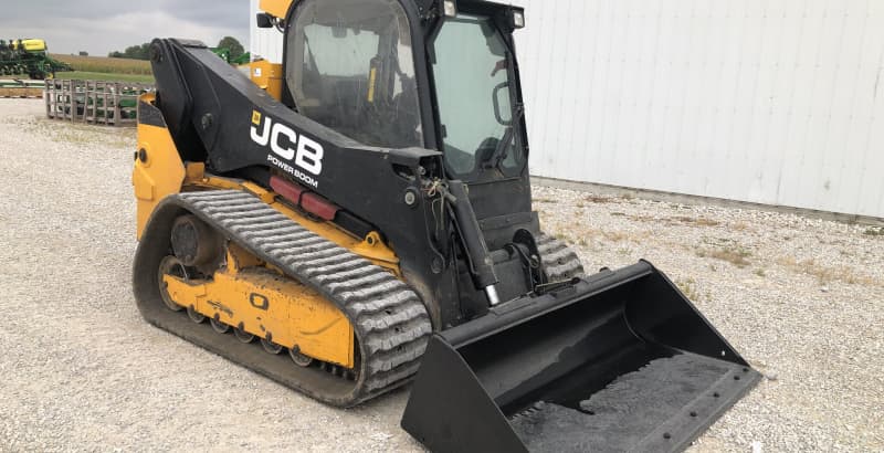 Used 2013 JCB 300T Compact track loader #A5581455 for sale