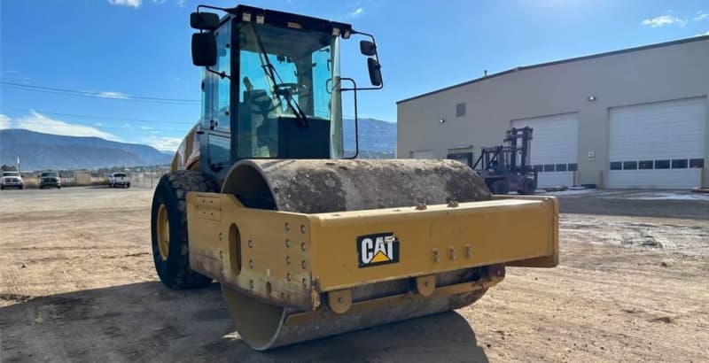 Used 2019 Caterpillar CS74B Compactor #A0222705 for sale