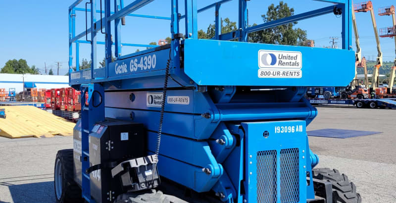 Used 2017 Genie GS-4390 RT Rough Terrain #A3081588 for sale