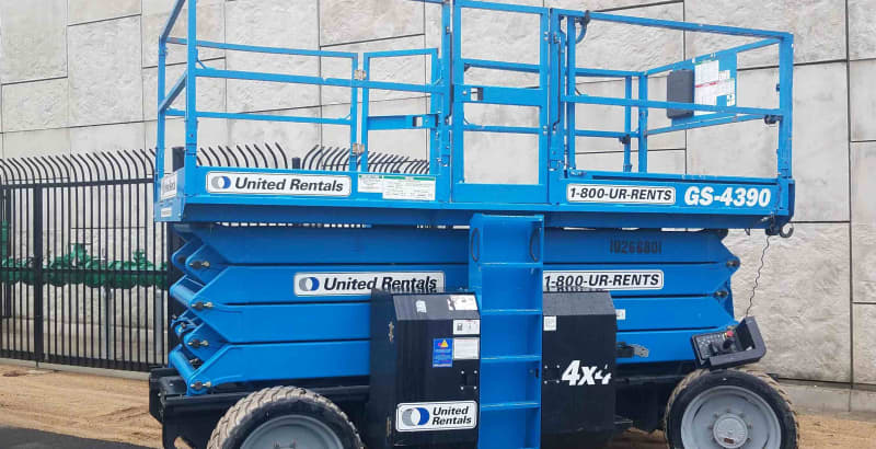 Used 2014 Genie GS-4390 RT Rough Terrain #A3489729 for sale