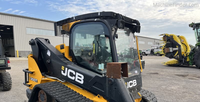 Used 2019 JCB 300T Compact track loader #A5274676 for sale
