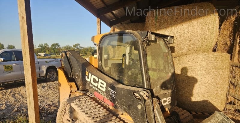 Used 2015 JCB 300t Compact track loader #A2776616 for sale